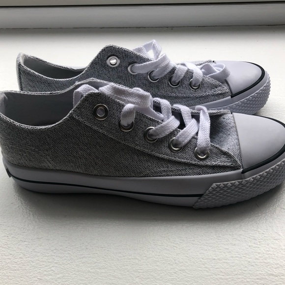 Airwalk | Shoes | Gray Sneakers | Poshmark